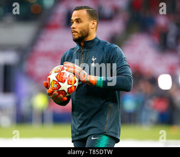 Tottenham Hotspur's Paulo Gazzaniga during the pre-match warm-up during ...