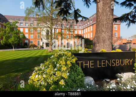 Lensbury (previously the Lensbury Club) on Broom Road in Teddington ...