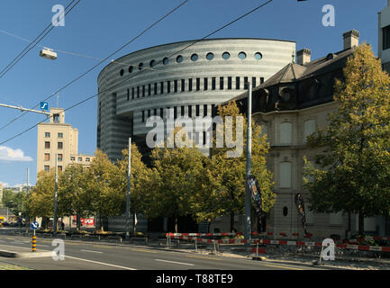 The BIS building at Aeschenplatz, Basel, previously a UBS building ...