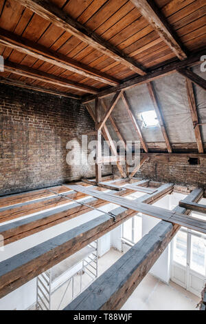 empty attic / loft during dry rot renovation, old roof Stock Photo - Alamy