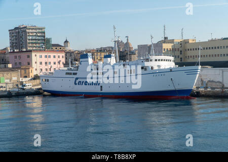 Caremar (Campania Regionale Marittima) ferry Naiade from Naples ...