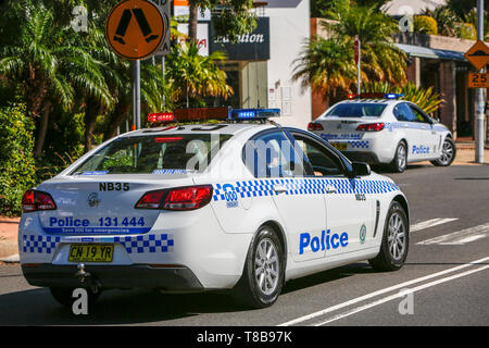 Australian NSW Police car parked in Sydney with police officers stood ...