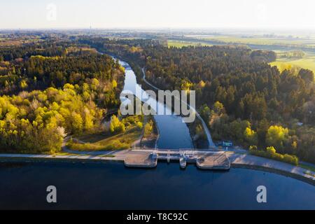 River landscape, Wertach near Inningen at sunrise, near Augsburg, drone ...