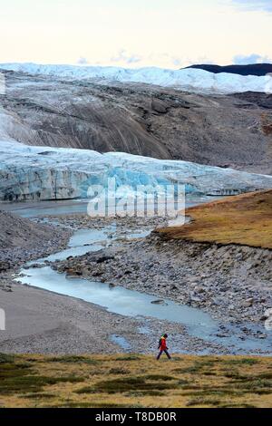 Greenland, central western region towards Kangerlussuaq bay, Isunngua ...