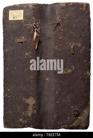 An extremely rare Bohemian Gothic hand-pavise from the town arsenal ...