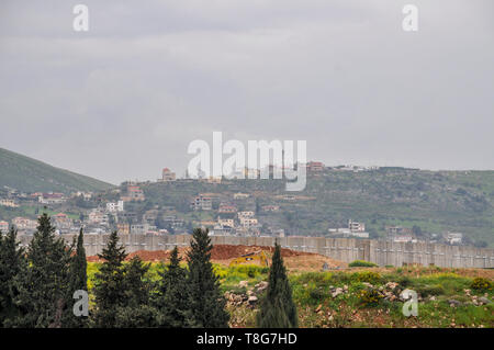 METULA VILLAGE LEBANON BORDER GOLAN ISRAEL Stock Photo - Alamy