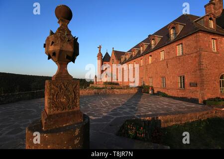 France, Bas Rhin, Ottrott, Mont Sainte Odile, pagan wall Stock Photo ...
