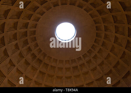 Pantheon ceiling detail view,Rome, Italy. Italian landmark Stock Photo ...