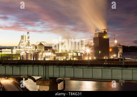 Irving pulp and paper mill in Saint John New Brunswick Stock Photo - Alamy