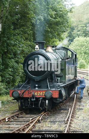 GWR class 2-8-0T 4247 train at Bodmin Parkway Railway Station Cornwall ...