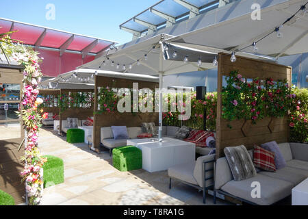 Madison restaurant and Cocktail Bar Rooftop Terrace One New Change ...