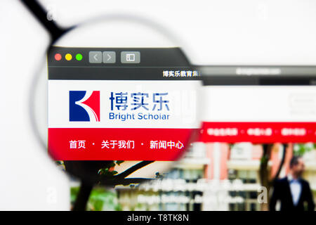 Bright education logo Stock Photo - Alamy