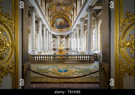 The Royal Chapel (Chapelle Royale), Chateau de Versailles (Palace of ...