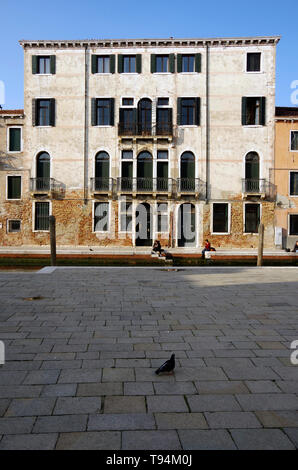 A Large, un-named house which faces the Campo S Barnaba across the Rio ...
