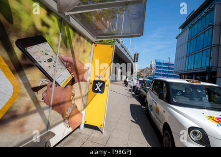 Taxi Rank Nottingham Station,UK Stock Photo - Alamy
