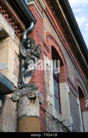 Sculpture of an angel in Burgundy, France Stock Photo - Alamy