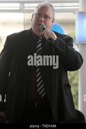 Coronation Street actor Eric Potts at Liverpool Empire Theatre credit ...