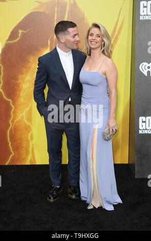 (L-R) Zach Shields and Kelli Garner at the "Godzilla: King of the ...