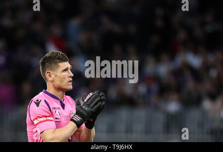 Perth Glory goalkeeper Liam Reddy (33) kicks the ball Stock Photo - Alamy