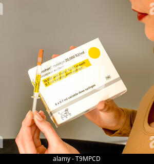 Packet of Innohep Tinzaparin Sodium Solution Stock Photo - Alamy