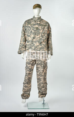 Mannequin in army helmet and camouflage gear. Weaponry Stock Photo - Alamy