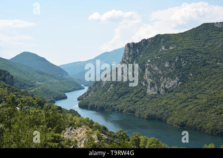 Haliacmon the longest river in Greece Stock Photo - Alamy