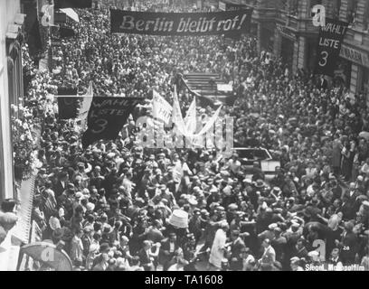 Scene from the Nazi propaganda film "The Eternal Jew", directed by ...