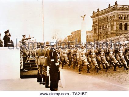 Parade on the occasion of Adolf Hitler's birthday in Berlin, 1938 Stock ...