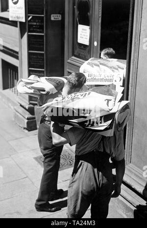 Propaganda campaign of the German National People's Party with black ...