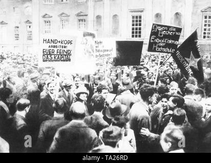 Demonstration of the KPD, 1929 Stock Photo - Alamy