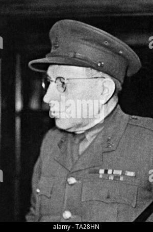 FREDERICK BANTING (1891-1941) Canadian medical researcher about 1924 at ...