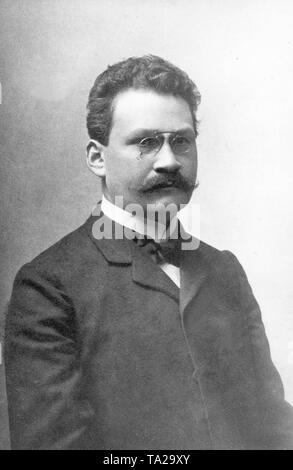 HERMANN MINKOWSKI (1864-1909) German mathematician who created the ...