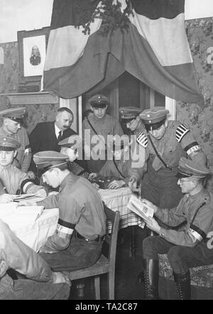 Party headquarters of the DNVP the in Berlin, 1932 Stock Photo - Alamy