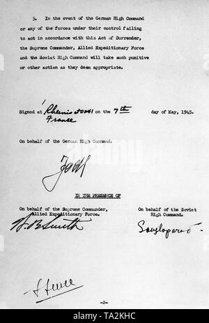 GERMAN SURRENDER DOCUMENT signed by Jodl at SHAEF HQ in Reims 7 May ...