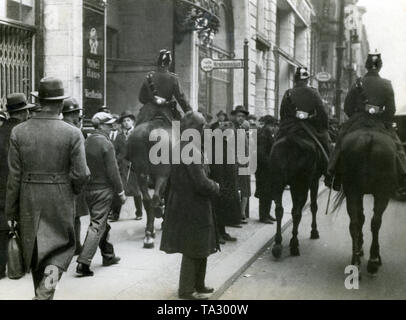 Demonstration of the KPD, 1929 Stock Photo - Alamy