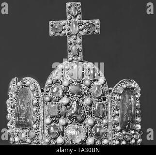 The German Imperial Crown was made probably for the coronation of Otto ...