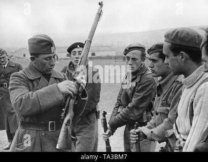 Photo of Spanish national officers and German members of the Condor ...