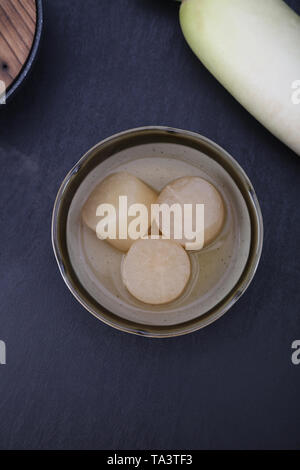 Daikon-oroshi (Grated Japanese radish Stock Photo - Alamy