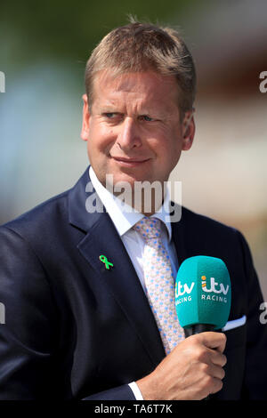 Ed Chamberlin, ITV Racing presenter Stock Photo - Alamy