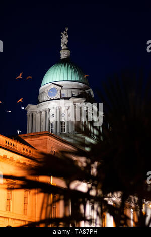 Customs House, Docklands, Dublin, Ireland Stock Photo - Alamy