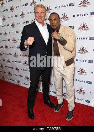 (L-R) Dolph Lundgren and Sugar Ray Leonard at the Sugar Ray Leonard ...