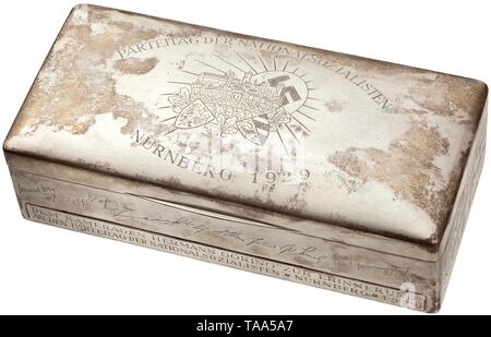 Hermann Göring, a silver cigar box, Nuremberg 1929 Domed lid with the ...