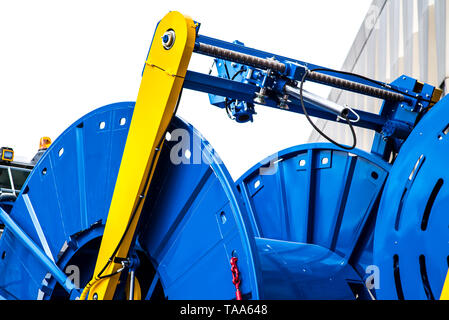 coiled tubing machine to work in the oil fields Stock Photo - Alamy