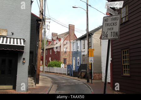 Colonial architecture in historic Annapolis, MD Stock Photo - Alamy