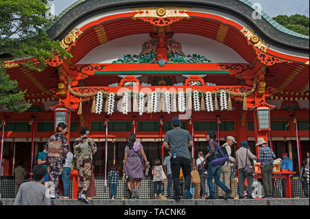 Strikingly ornate Fushimi Inara Shinto Shrine in Southern Kyoto, Japan ...