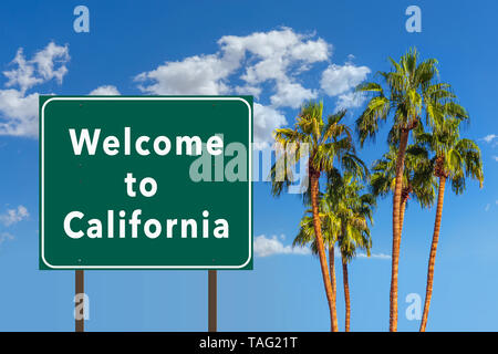 California state welcome sign, highway 139 at the Oregon and California ...