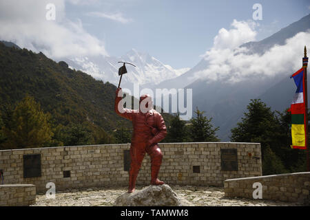 Statue of Sherpa Tenzing Norgay, first conquerer of Mt Everest on his ...