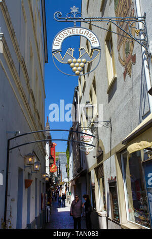 Sign 'Drosselgasse', UNESCO World Heritage Upper Middle Rhine Valley ...