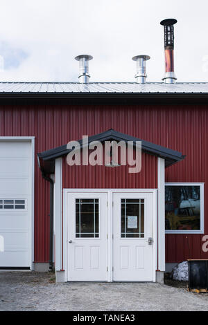 Granville / USA - April 2019: A house of the Maple Corner Farm Stock ...