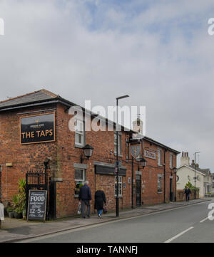 The Taps, Fantastic Traditional Pub in Lytham Stock Photo - Alamy